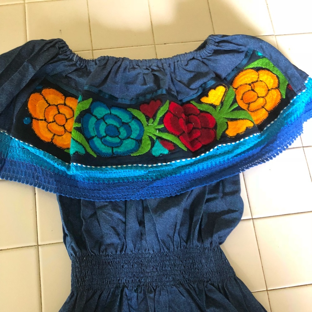Spanish Style Top ... Flower Design ... Denim - Gem
